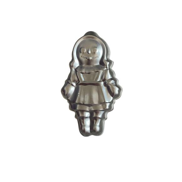 Wilton | Kitchen | Vintage 971 Wilton Gingerbread Girl Man Cake Pan ...